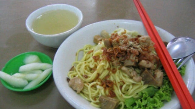Pangsit Mie Ayam Gloria - Jl. Manukan Tama AII/1, Surabaya