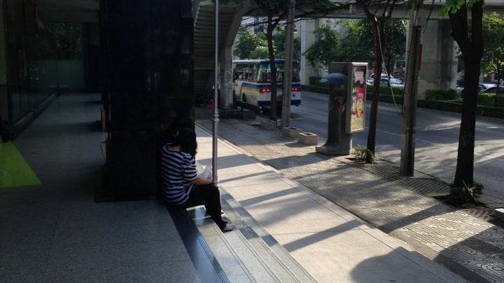 AIS Tower 2 (????? ??????? 2) - 1291/1 Phahon Yothin Rd,