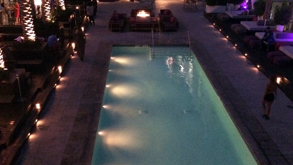 The Lounge & WET at W Hollywood - 6250 Hollywood Blvd, Los Angeles