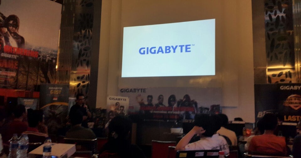 21 Rekomendasi Internet Cafe di Jakarta