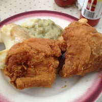 Beach Road Chicken Dinners - American Restaurant in Jacksonville