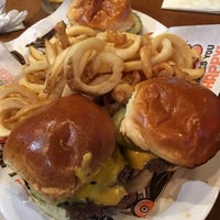 Hooters - Fresh Meadows - 61-09 190th St