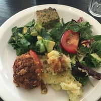 222 Veggie Vegan - Vegetarian / Vegan Restaurant in West Kensington