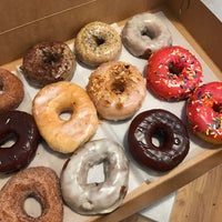 Monuts Donuts - Café in Durham
