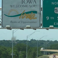 Iowa/Wisconsin State Line - Border Crossing