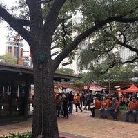Etter-Harbin Alumni Center (UTX) - University of Texas-Austin - 4 tips