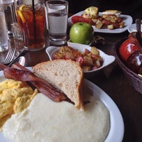 FARMiCiA - New American Restaurant in Center City East