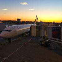 Gate B11 - Concourse B