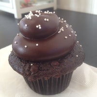 Frosted Cakery - Bakery in Fresno