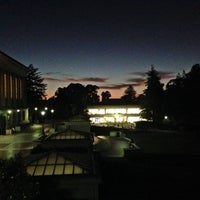Moffitt Library - University of California-Berkeley - UC Doe Library