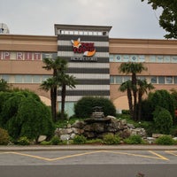 FoxTown Factory Stores - 890 tips from 7801 visitors