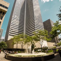 Place Ville Marie - Building in Ville-Marie