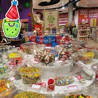 IT'SUGAR - Universal City - 1000 Universal Studios Blvd Ste 120