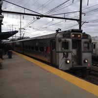 NJT - Metuchen Station (NEC) - Train Station in Metuchen