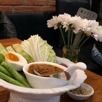 ครัวดอกไม้ขาว (White Flower Factory) - Thai Restaurant in ปทุมวัน
