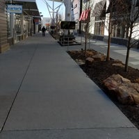 Nebraska Crossing Outlets - Outlet Mall in Gretna