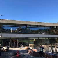 Moffitt Library - University of California-Berkeley - UC Doe Library