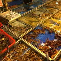 Sam Shing Estate Market 三聖邨街市 - Market in 屯门区