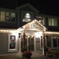 Finz Seafood & Grill - Seafood Restaurant in Downtown Salem