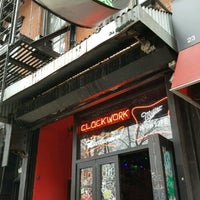 Clockwork Bar - Bar in Chinatown