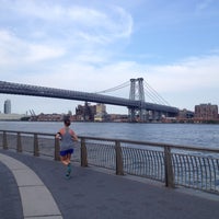 Corlears Hook Park - Park in Lower East Side