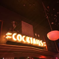 Comet Tavern - Capitol Hill - 922 E Pike St