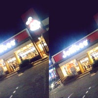 Jollibee - Fast Food Restaurant in Calamba City