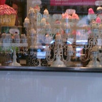 PINKITZEL Cupcakes & Candy - Downtown Oklahoma City - 150 S EK Gaylord Bl