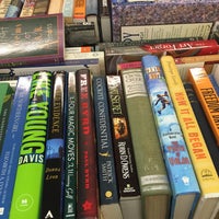 Reader's Corner - Used Bookstore