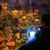 Mini-time Machine Museum of Miniatures - History Museum