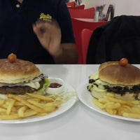 Hunger Pangs - Burger Joint in Bandra West
