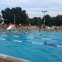 Hampton Outdoor Pool - Pool in Hampton