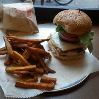 b.good - Burger Joint in Boston