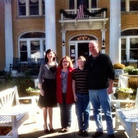 Blue Willow Inn Restaurant - Southern / Soul Food Restaurant