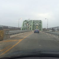 Calhoun Street Bridge - 5 tips from 532 visitors