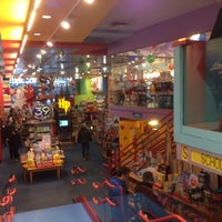 The Scholastic Store (Now Closed) - Bookstore in New York