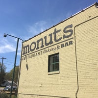 Monuts Donuts - Café in Durham