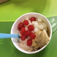 U-Swirl Frozen Yogurt - 120 N New Rd