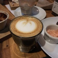 Hot Cakes Molten Chocolate Cakery - Dessert Shop in Seattle