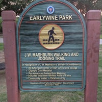 Earlywine Park - Park in South Oklahoma City