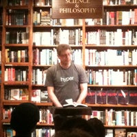 Embiggen Books - Melbourne CBD - Melbourne, VIC