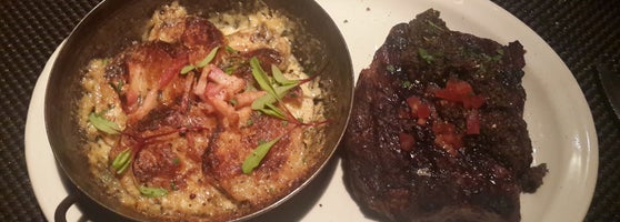 1000 Rosa Negra - American Restaurant in Martínez