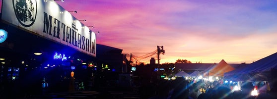 ตลาดนัดรถไฟ รัชดา (Train Night Market Ratchada) - ดินแดง - 164 tips ...