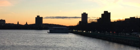 Harvard Bridge - MIT - Harvard Bridge