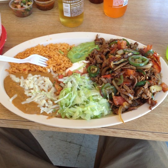 Taqueria Los Pericos #5 - Mexican Restaurant in San Leandro