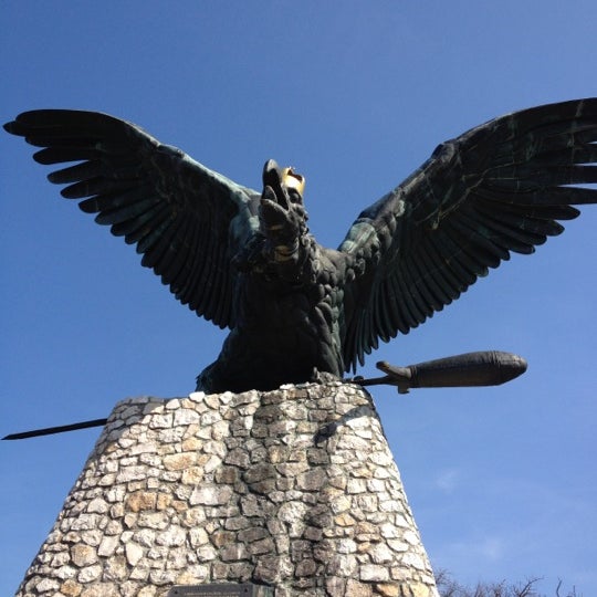 Turul-emlékmű - Tatabánya, Komárom-Esztergom megye