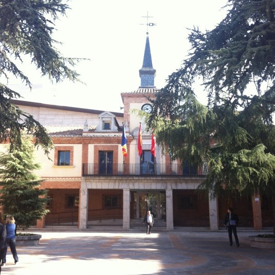 Ayuntamiento de Las Rozas - Plaza Mayor, 1