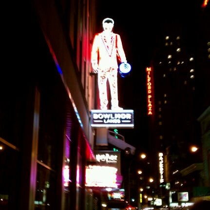 Bowlmor Times Square - Bowling Alley in New York