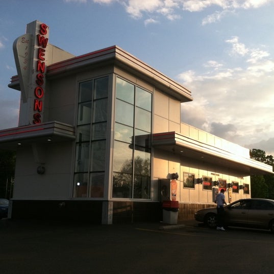 Swensons Drive-In - Burger Joint in Akron