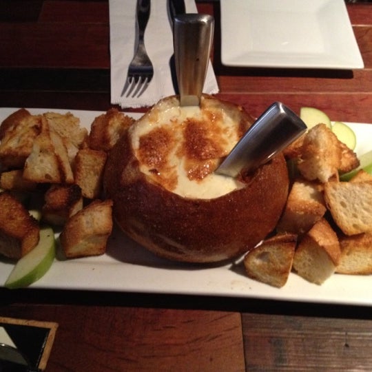 Twisted Vine - Wine Bar in Downtown Fullerton